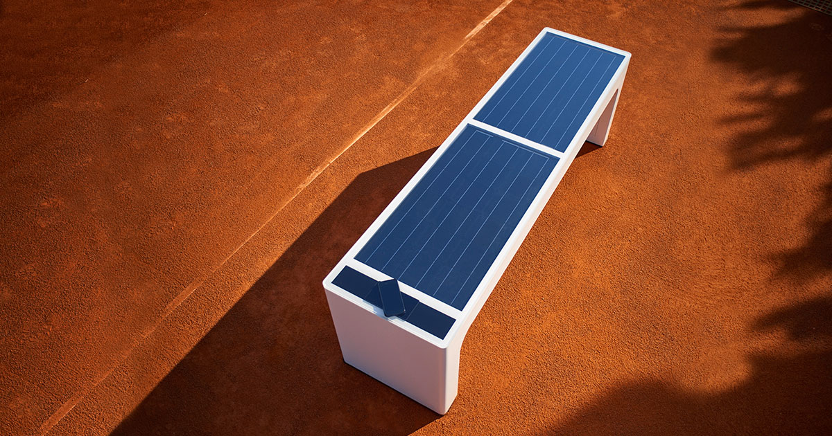 Banc urbain solaire connecté Steora Standard le plus vendu au monde ...